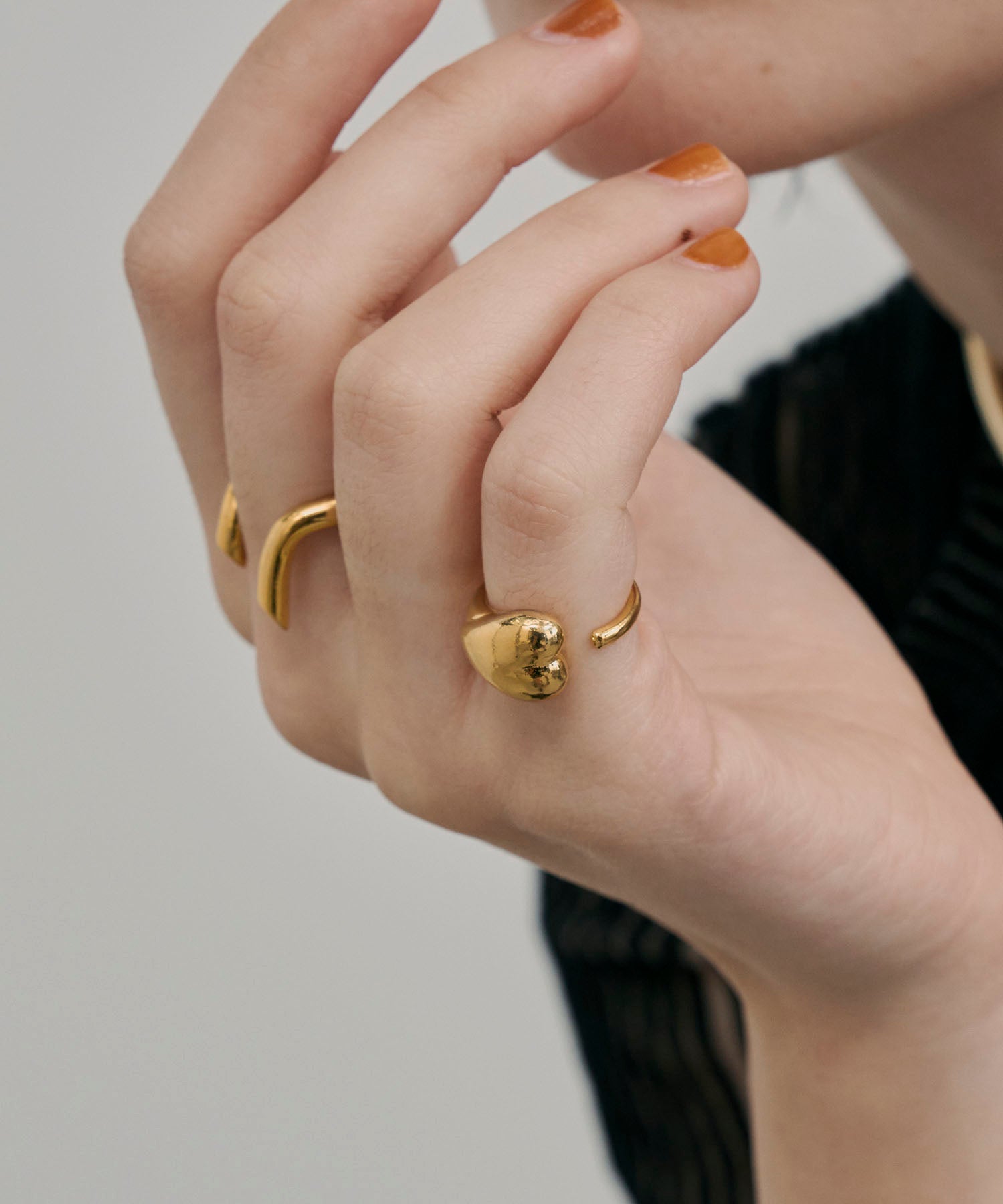 【loni】Heart pinky ring/ハートピンキーリング – LA BELLE ETUDE online store